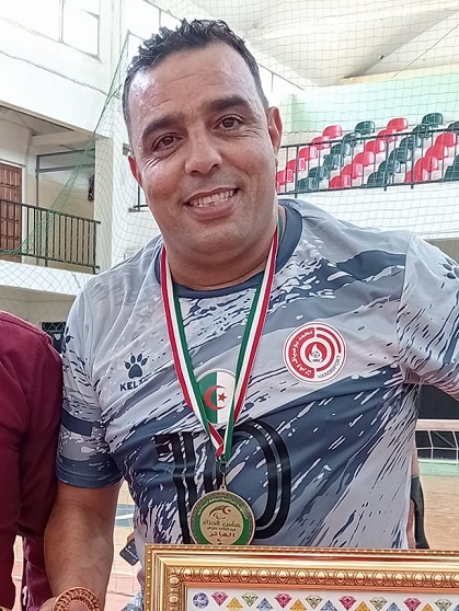 Laribi Hadj (capitaine et vice-président AS Mohamed Boudiaf ...